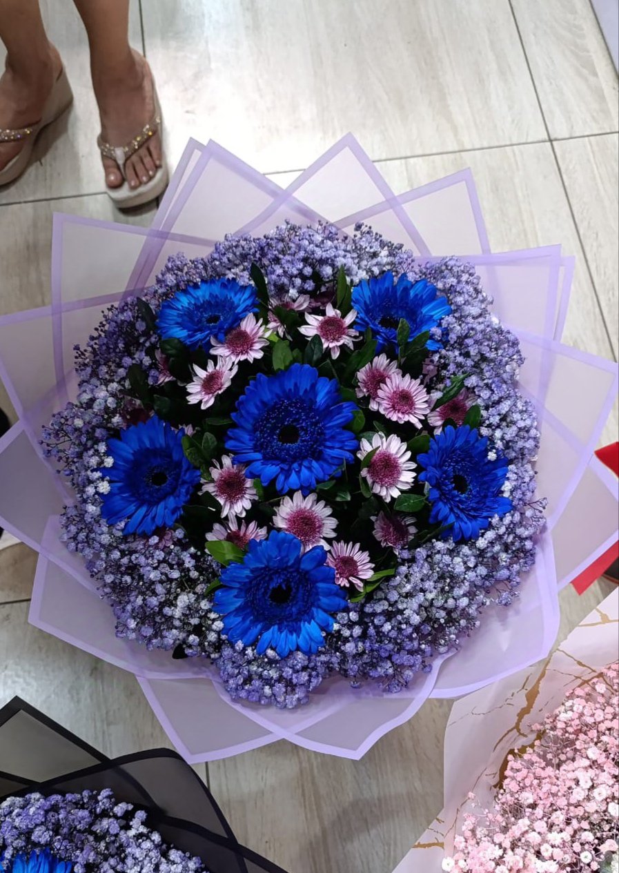 Ramo de Gerberas azules 💙 - Happyflor