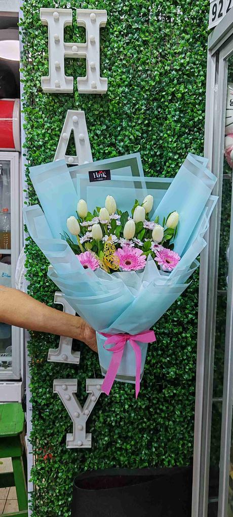 Ramo de 10 Tulipanes blancos - Happyflor